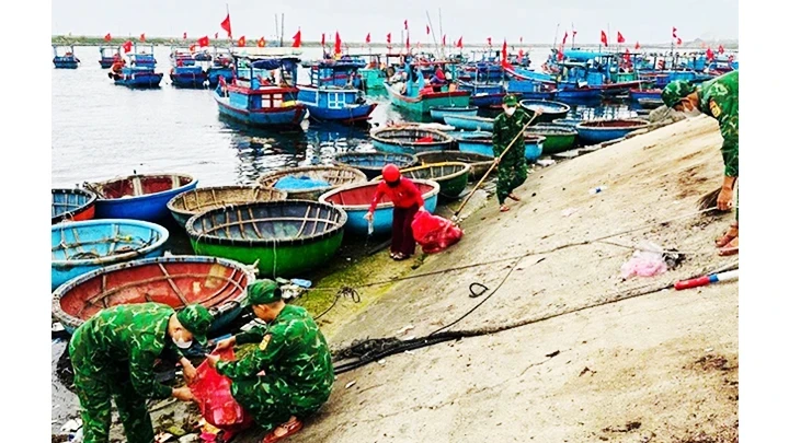 Vibrant tourism season on Ly Son Island | Nhan Dan Online