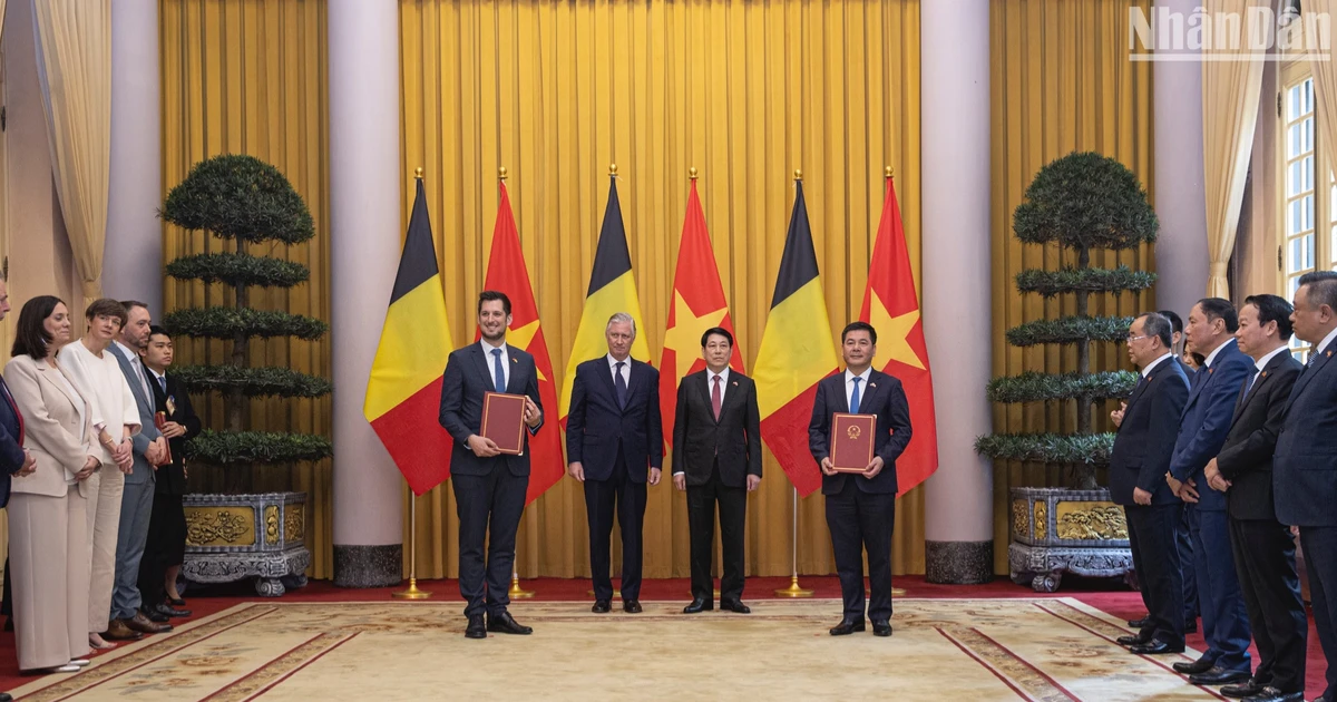 In Pictures: President Luong Cuong and Belgian King Philippe witness ...