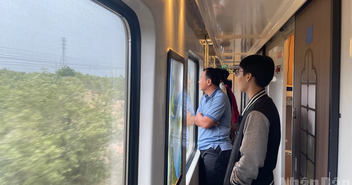 Fascinating experiences with railway tourism | Nhan Dan Online
