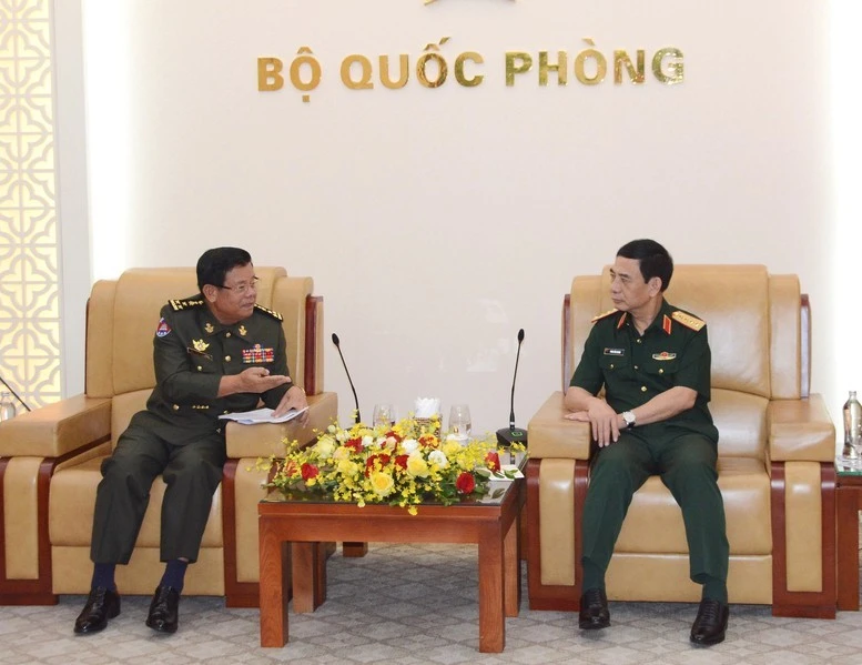Viet Nam-Cambodia defence ties continue to flourish