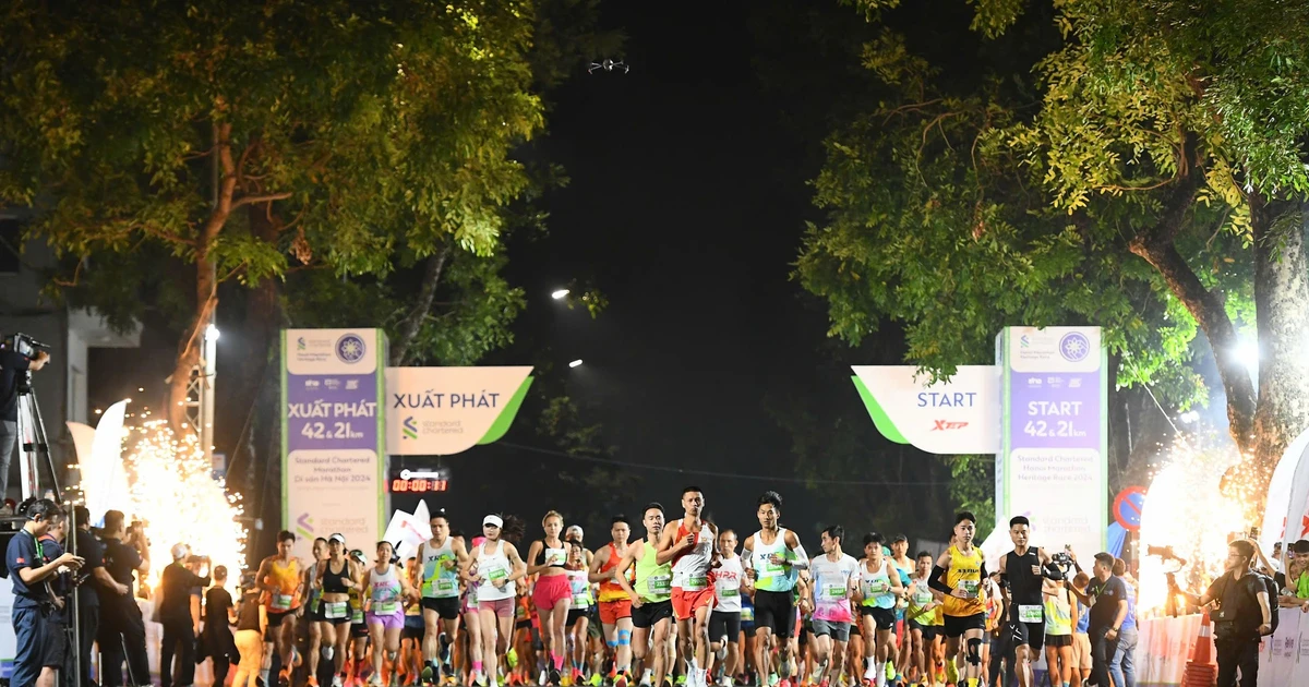Standard Chartered Hanoi Marathon Heritage Race officially kicks off ...