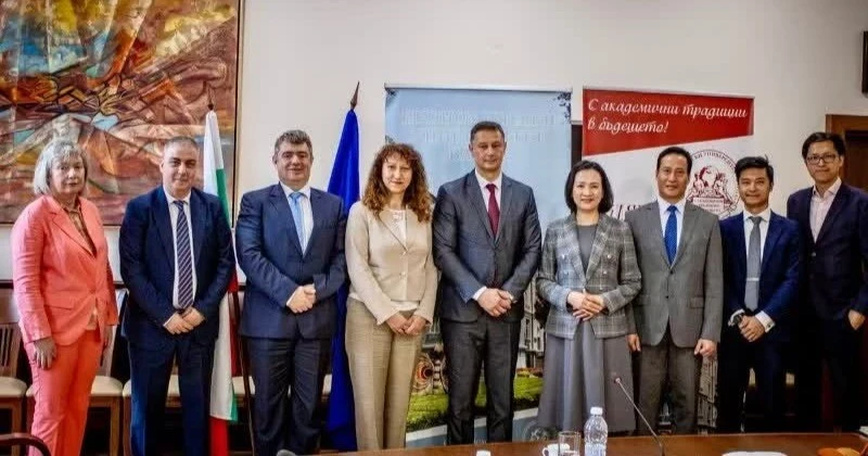 Viet Nam hopes to enhance nuclear energy cooperation with Bulgaria ...