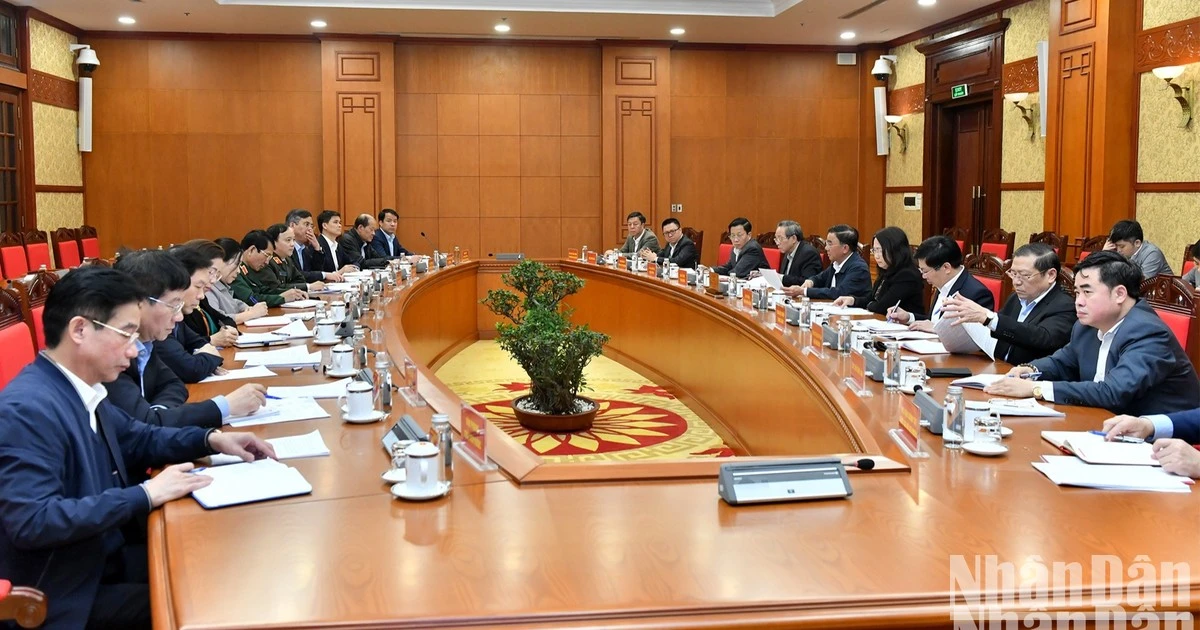 In Pictures: Permanent member of the Secretariat chairs briefing ...