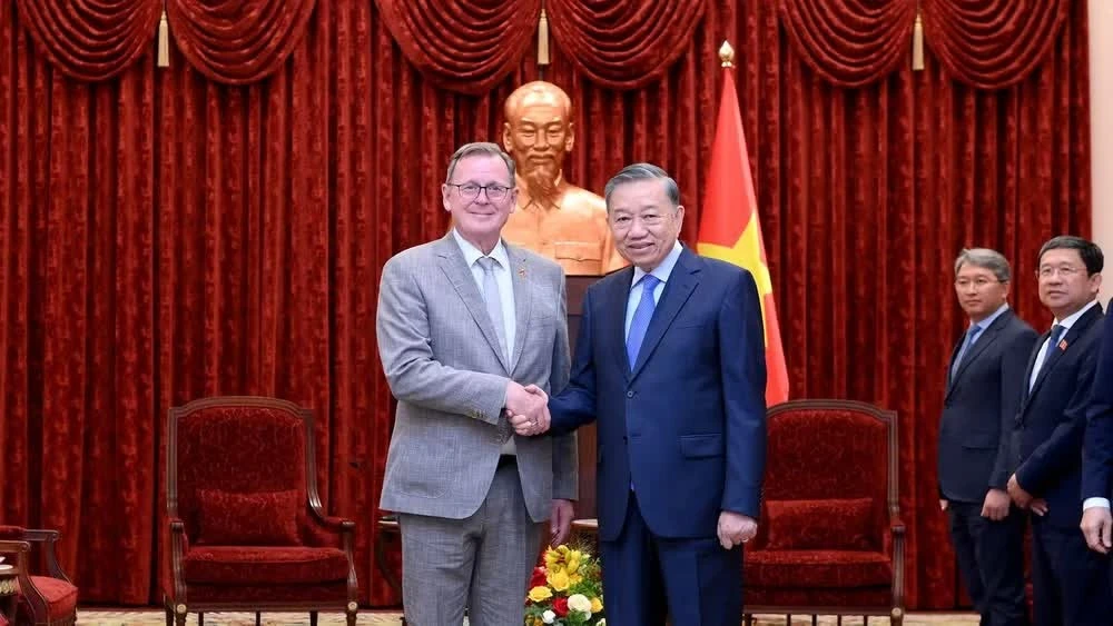 [Photos] Party General Secretary and State President To Lam receives ...