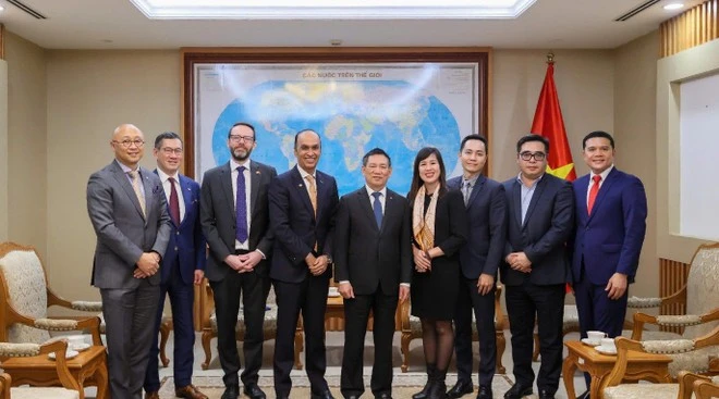 Prudential plc CEO reinforces long-term commitment to Viet Nam during ...