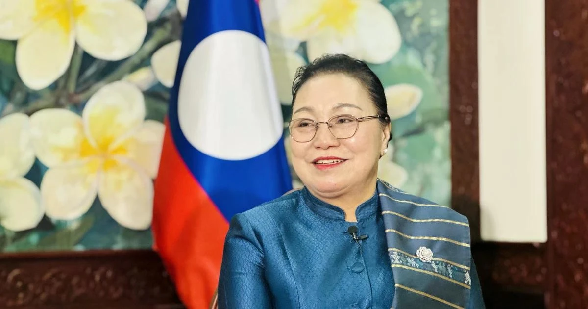 Laos always regards relations with Viet Nam as top foreign policy ...