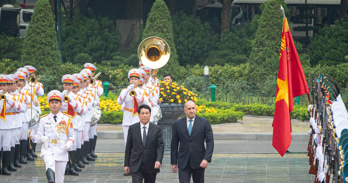 [In Pictures] Official welcome ceremony held for Bulgarian President ...