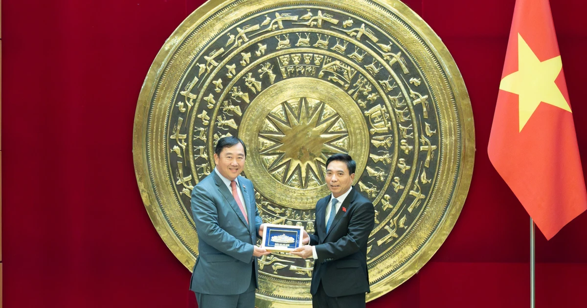 Viet Nam, Cambodia seek deeper parliamentary cooperation