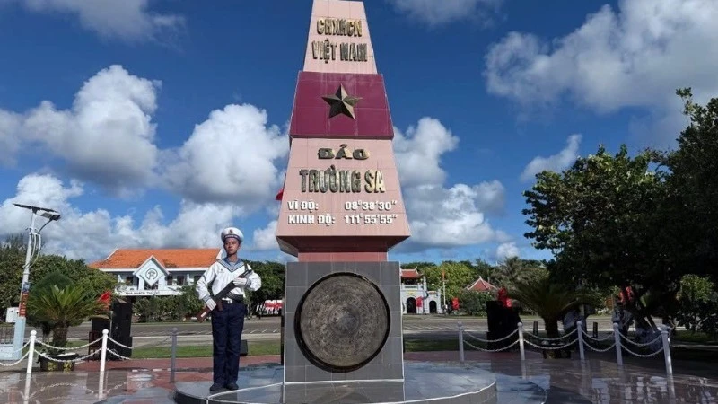 14th National Party Congress: Naval soldiers place firm trust in the ...