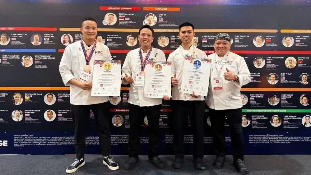 Ha Noi Chefs Team wins two bronze medals at international culinary ...