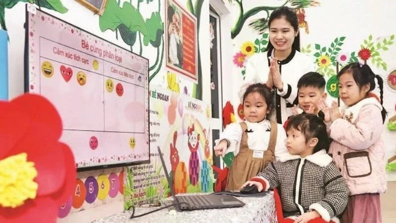 The “education triangle” together address challenges | Nhan Dan Online