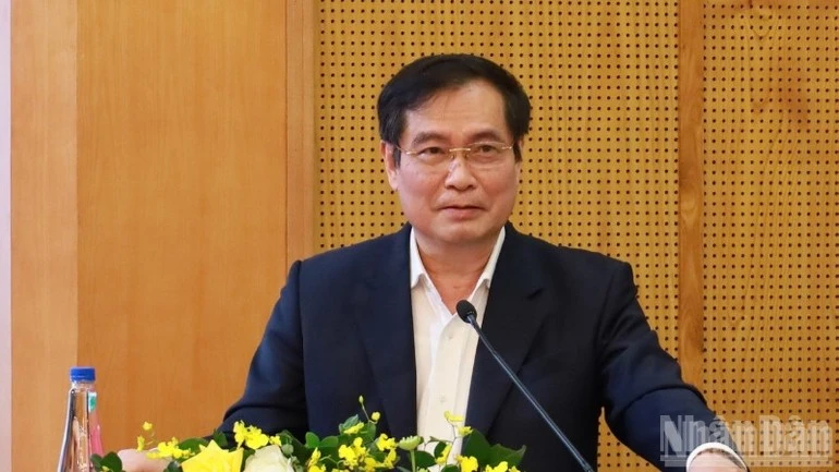 Coverage of 14th National Party Congress must be impactful: official ...