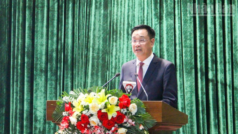 Da Nang City builds friendly, transparent and open investment and ...